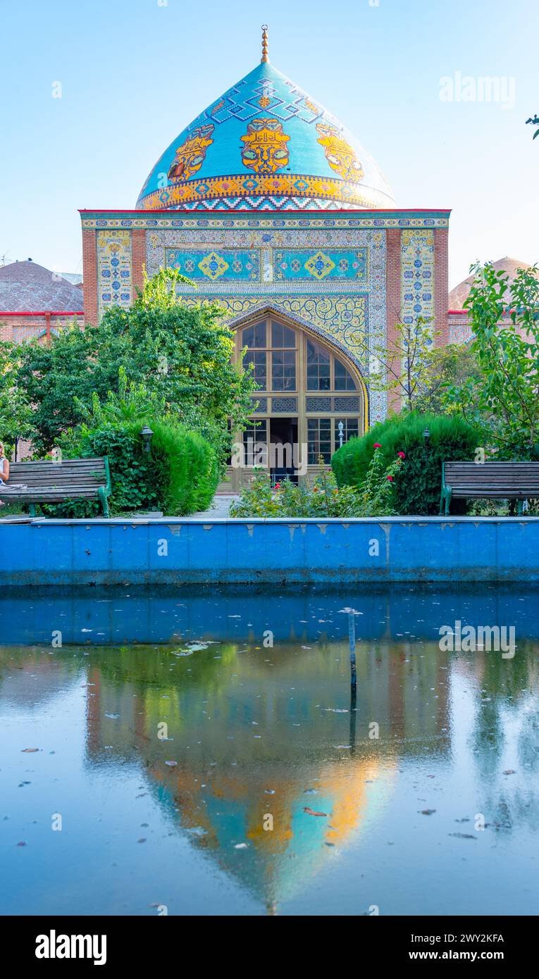 Blue Mosque in Armenian capital Yerevan Stock Photo - Alamy