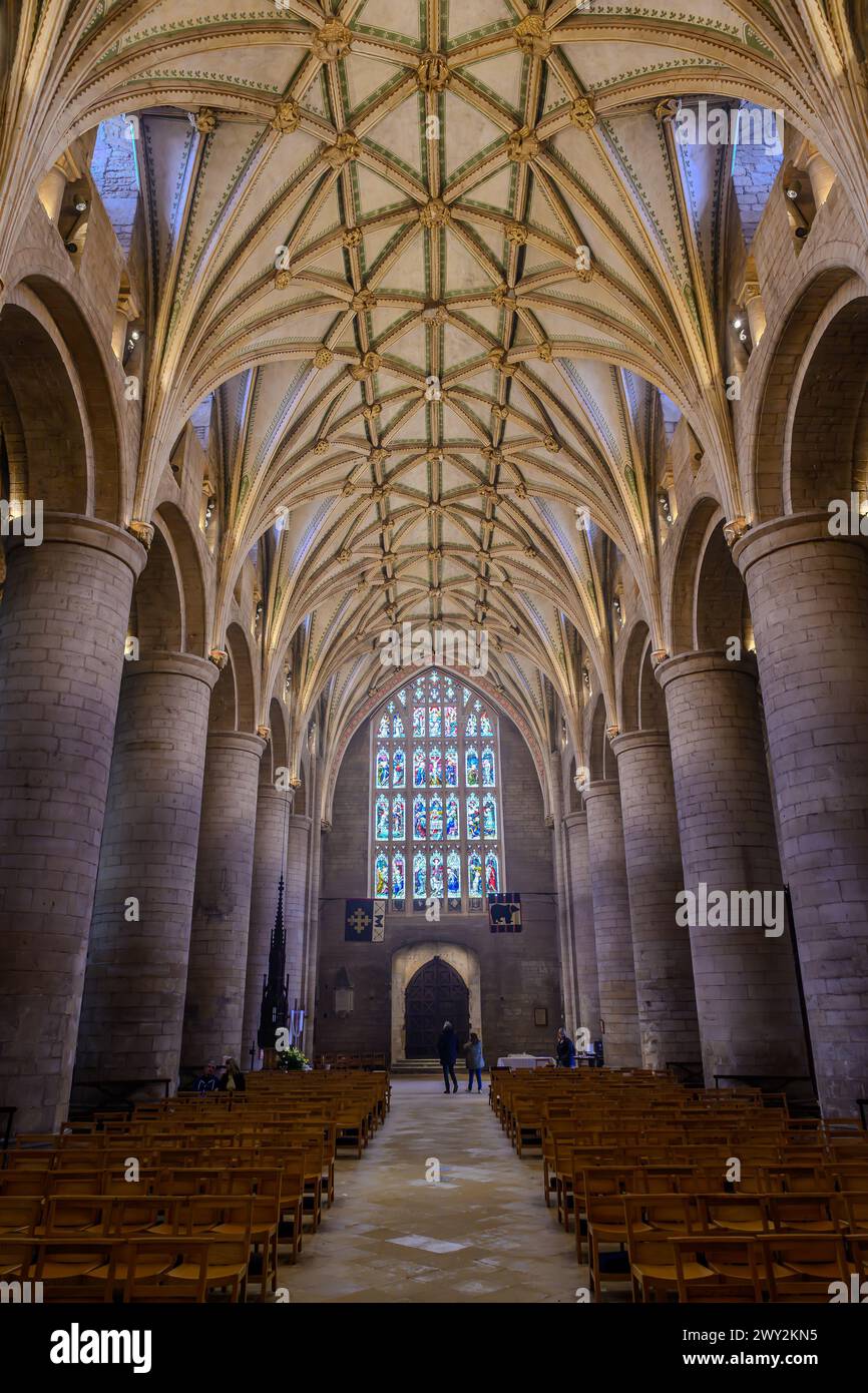Medieval abbey interior hi-res stock photography and images - Alamy