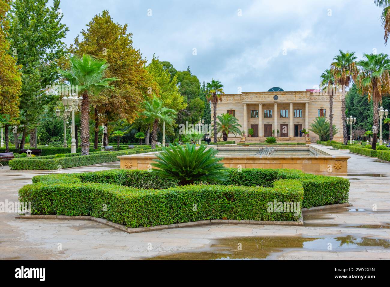 Haydar aliyev cultural centre hi-res stock photography and images - Alamy
