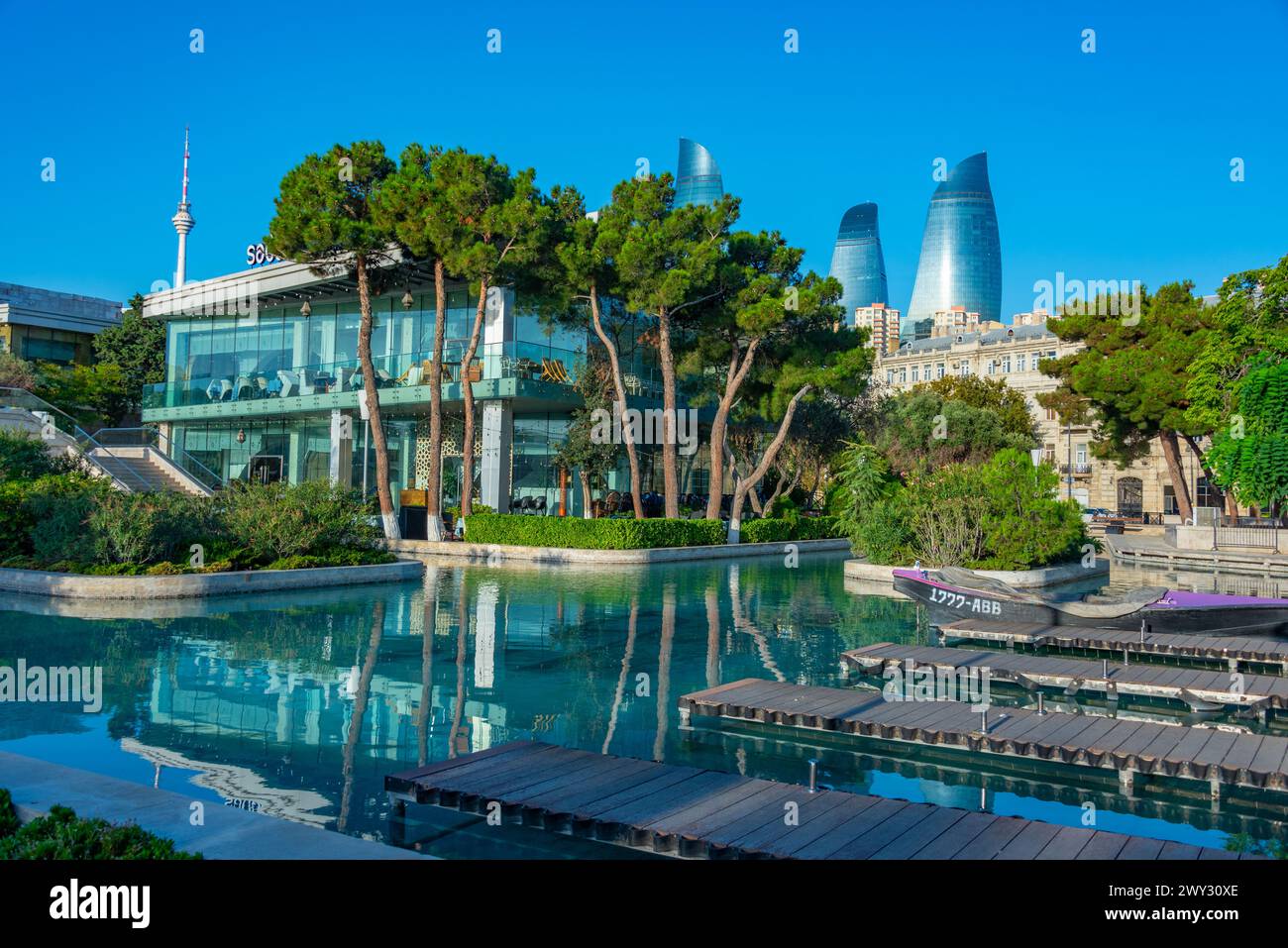 Mini Venice artificial channels in Baku, Azerbaijan Stock Photo - Alamy