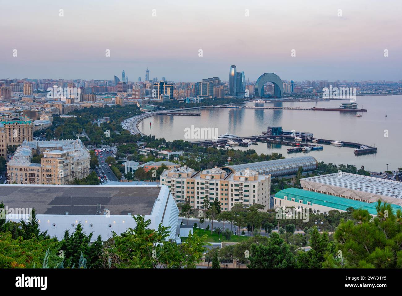 View port baku azerbaijan caucasus hi-res stock photography and images ...
