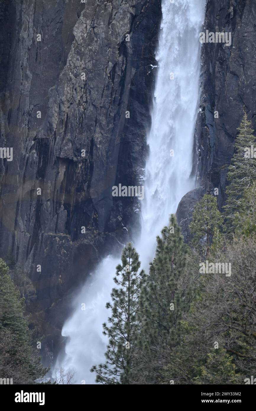 Yosemite landscapes hi-res stock photography and images - Alamy