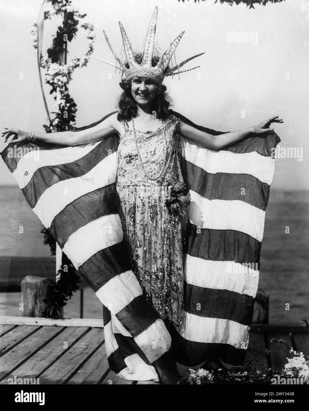 Miss america Black and White Stock Photos & Images - Alamy