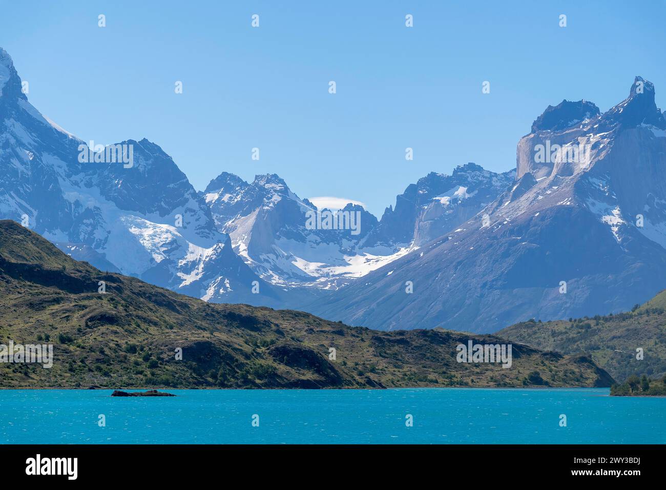 Lago Pehoe, behind it the Andes, Torres del Paine National Park, Parque ...