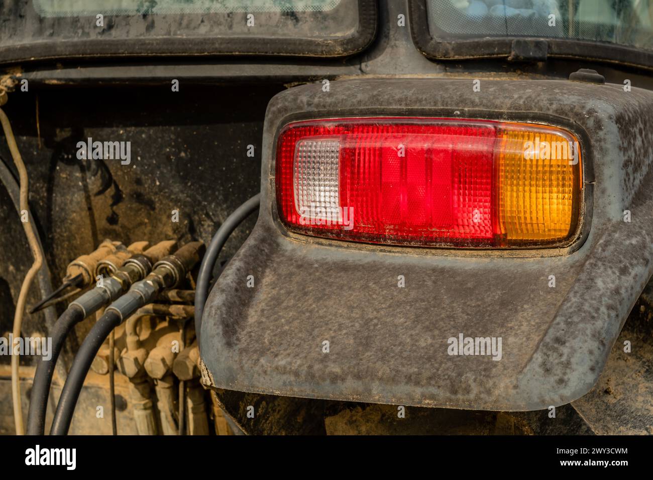 Right to repair tractor hi-res stock photography and images - Alamy