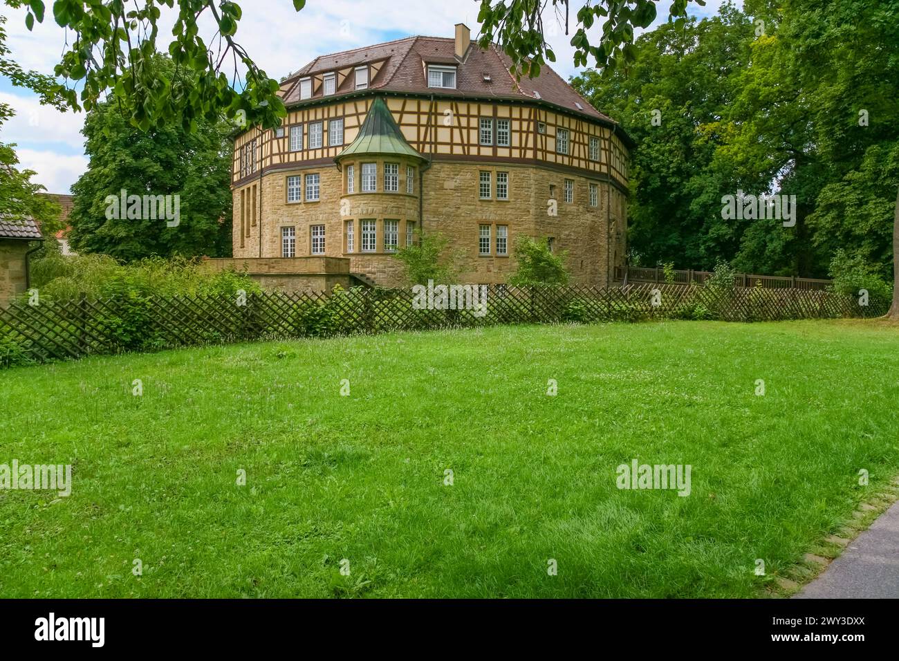 Moated castle Sachsenheim, castle Grosssachsenheim, former moated ...