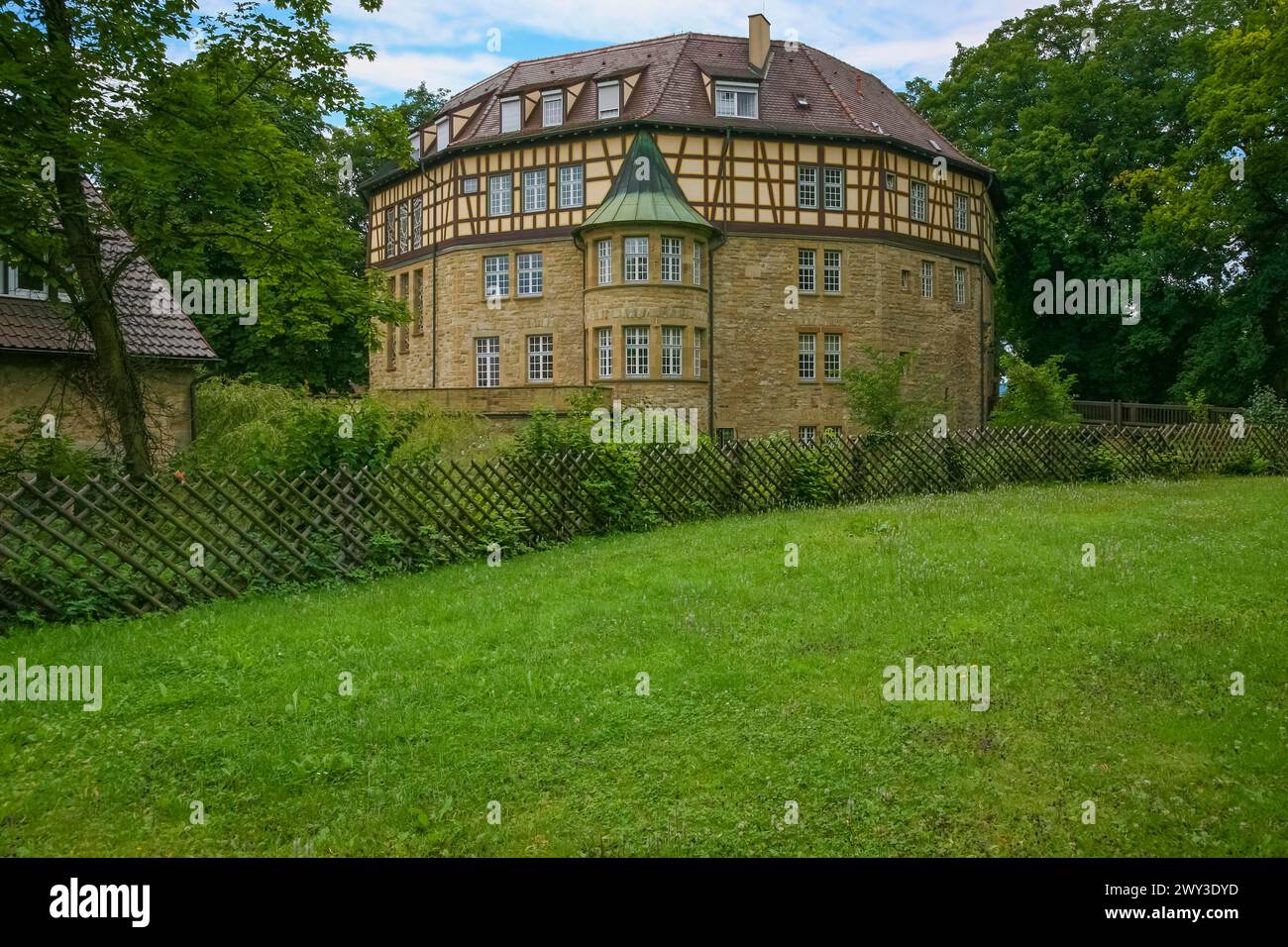 Moated castle Sachsenheim, castle Grosssachsenheim, former moated ...