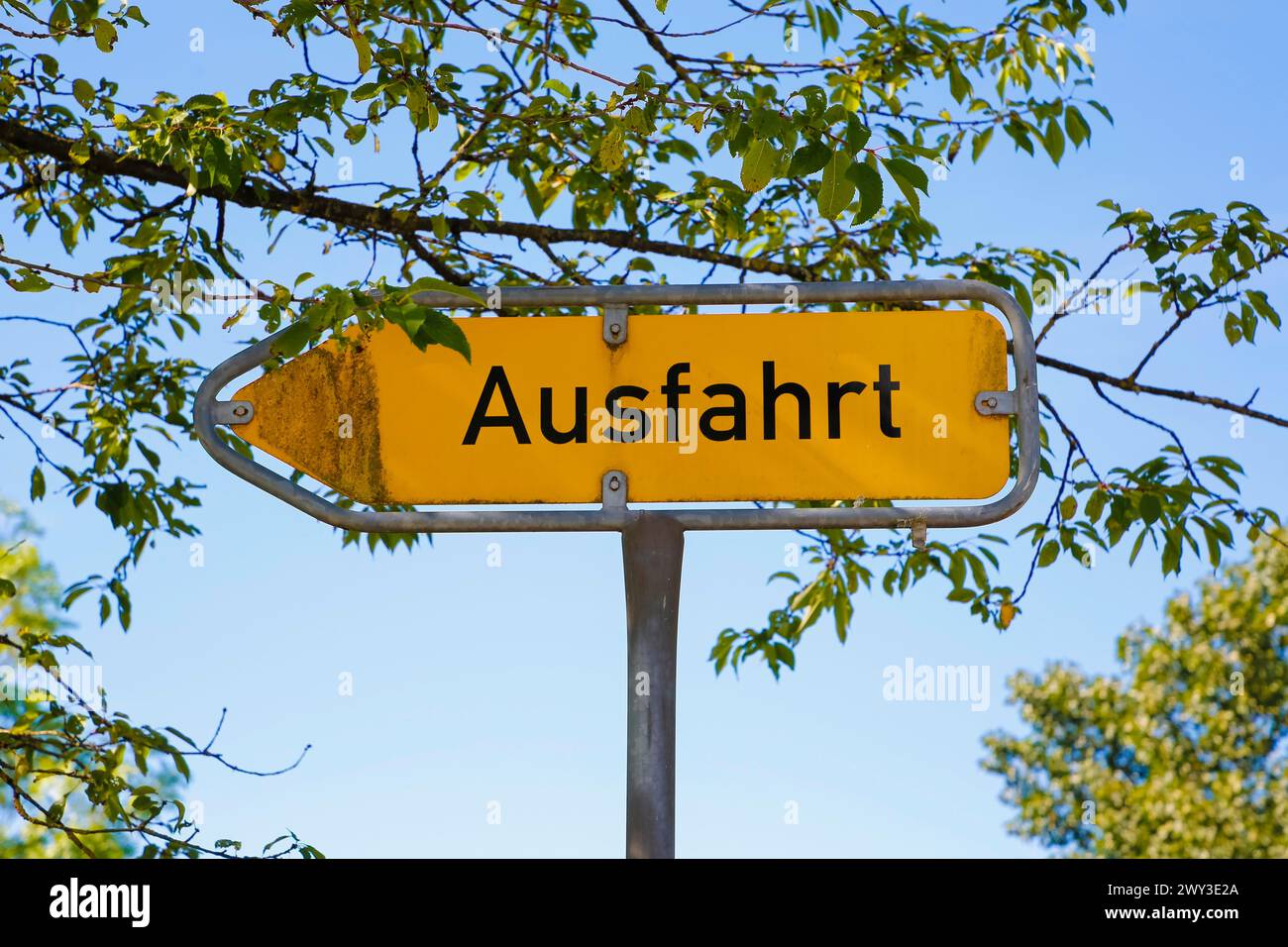 Sign, yellow traffic sign, traffic sign, direction, exit, letters ...