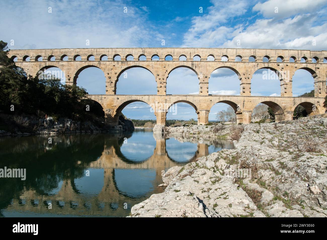 Pont de garde, bridge, france Stock Photo - Alamy
