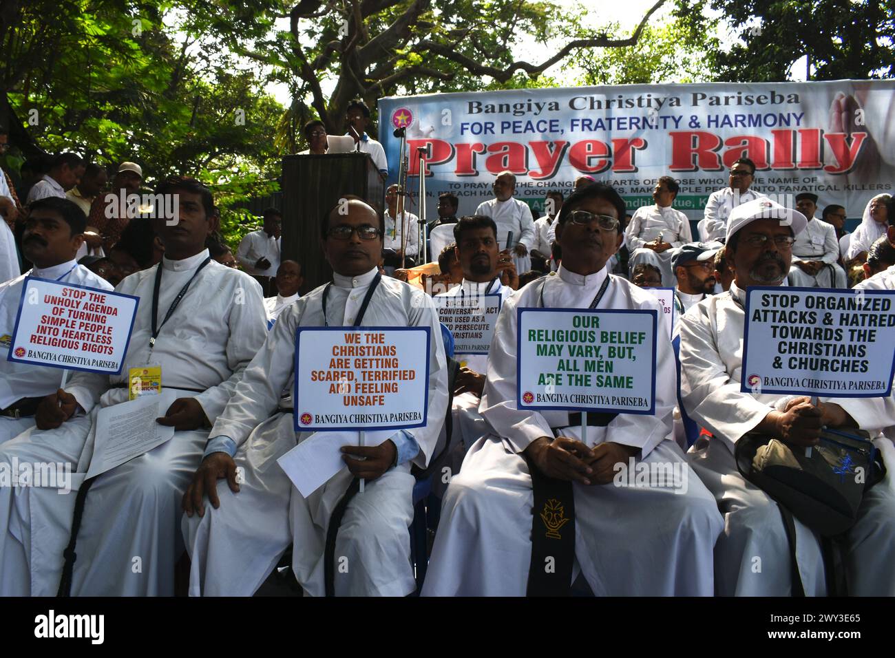 Christian communities hi-res stock photography and images - Alamy