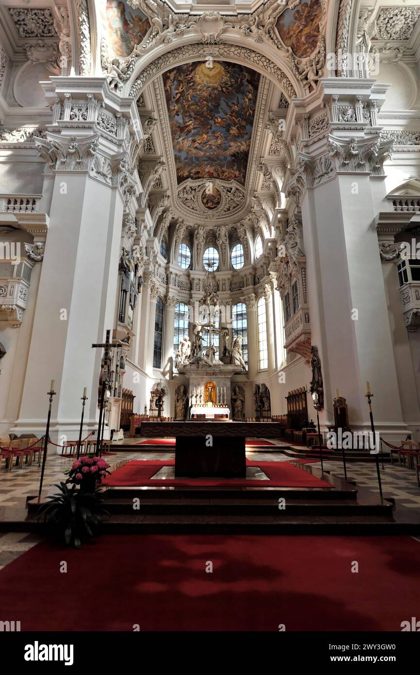 St Stephen's Cathedral, Passau, Church interior with view of the altar ...