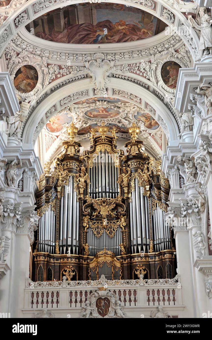 St Stephen's Cathedral, Passau, Magnificent baroque church organ with ...