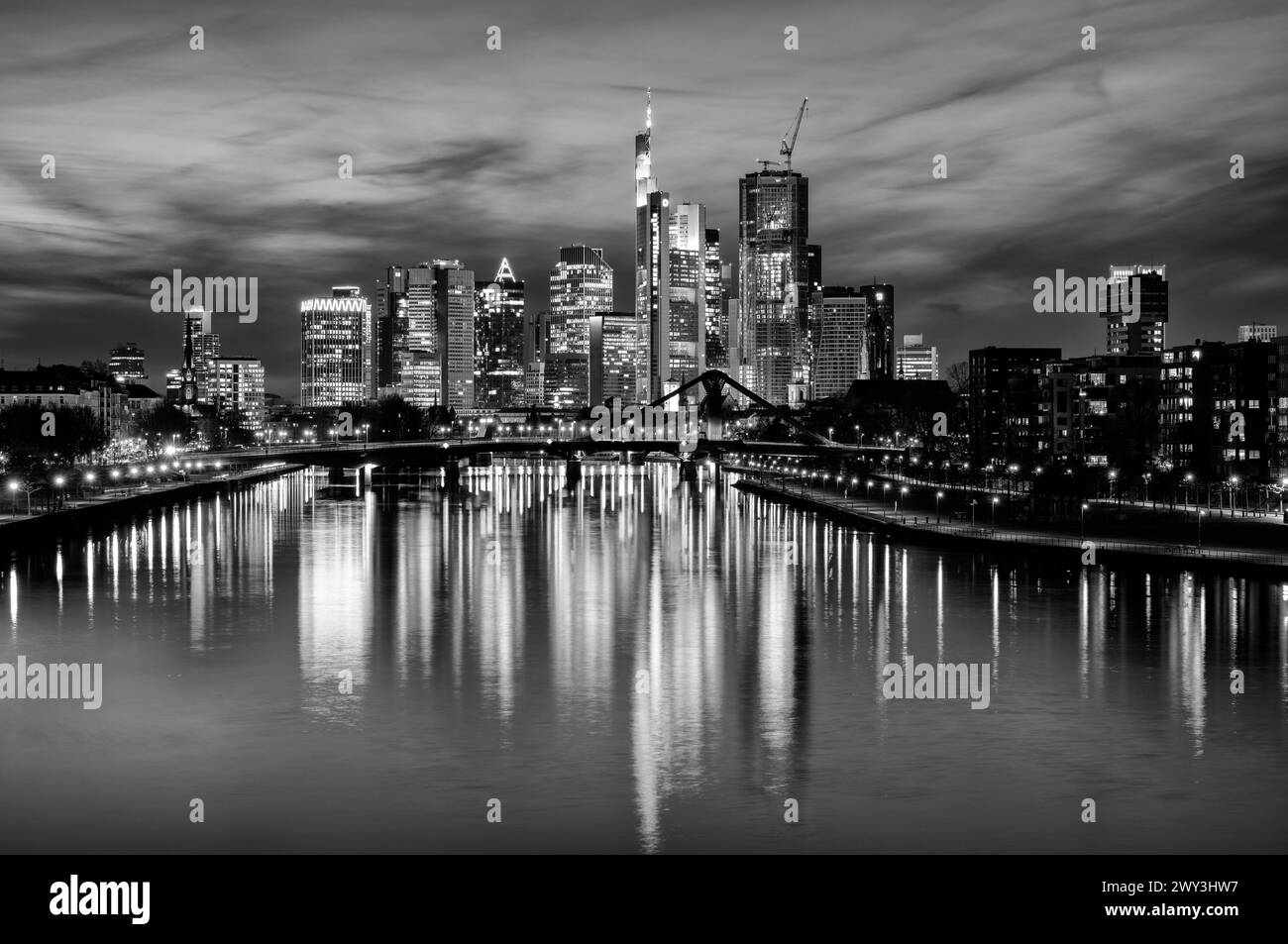 Skyline, banking district, financial district, Taunus Tower, Tower 185, Commerzbank, Messeturm ...