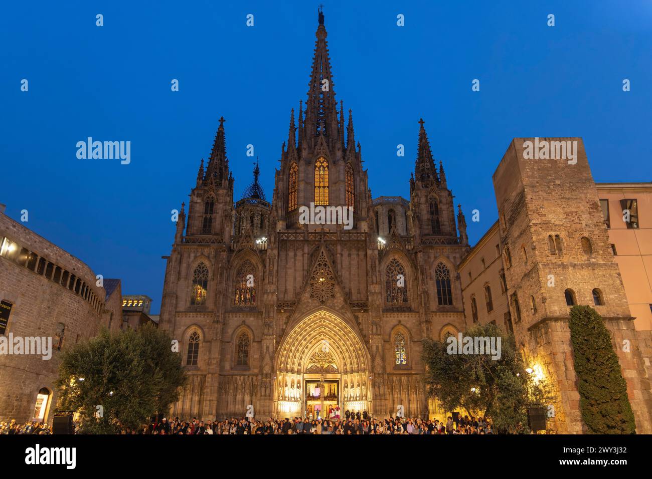 Catholic marian procession hi-res stock photography and images - Alamy