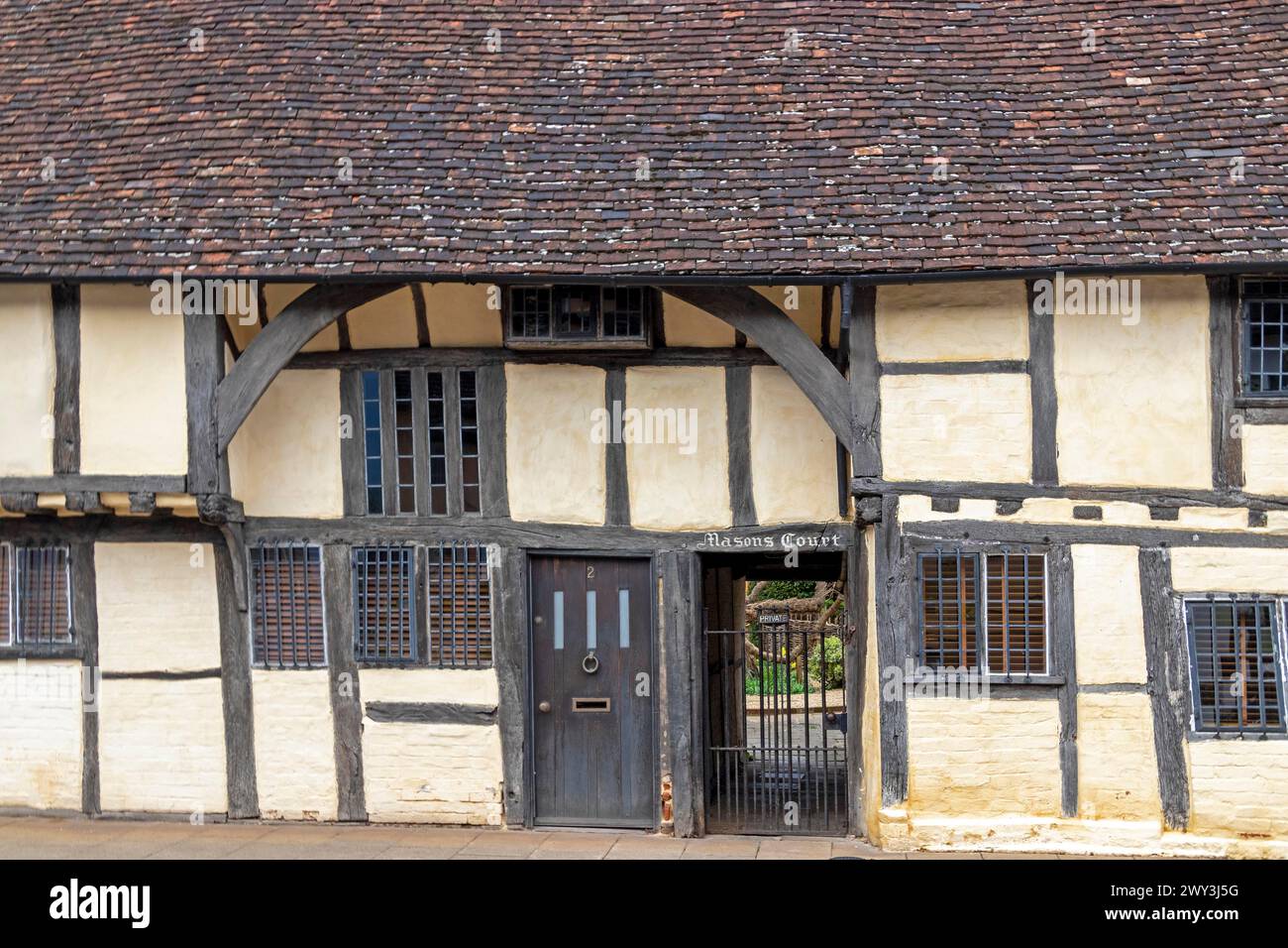 Masons Court half-timbered house, Stratford upon Avon, England, Great ...