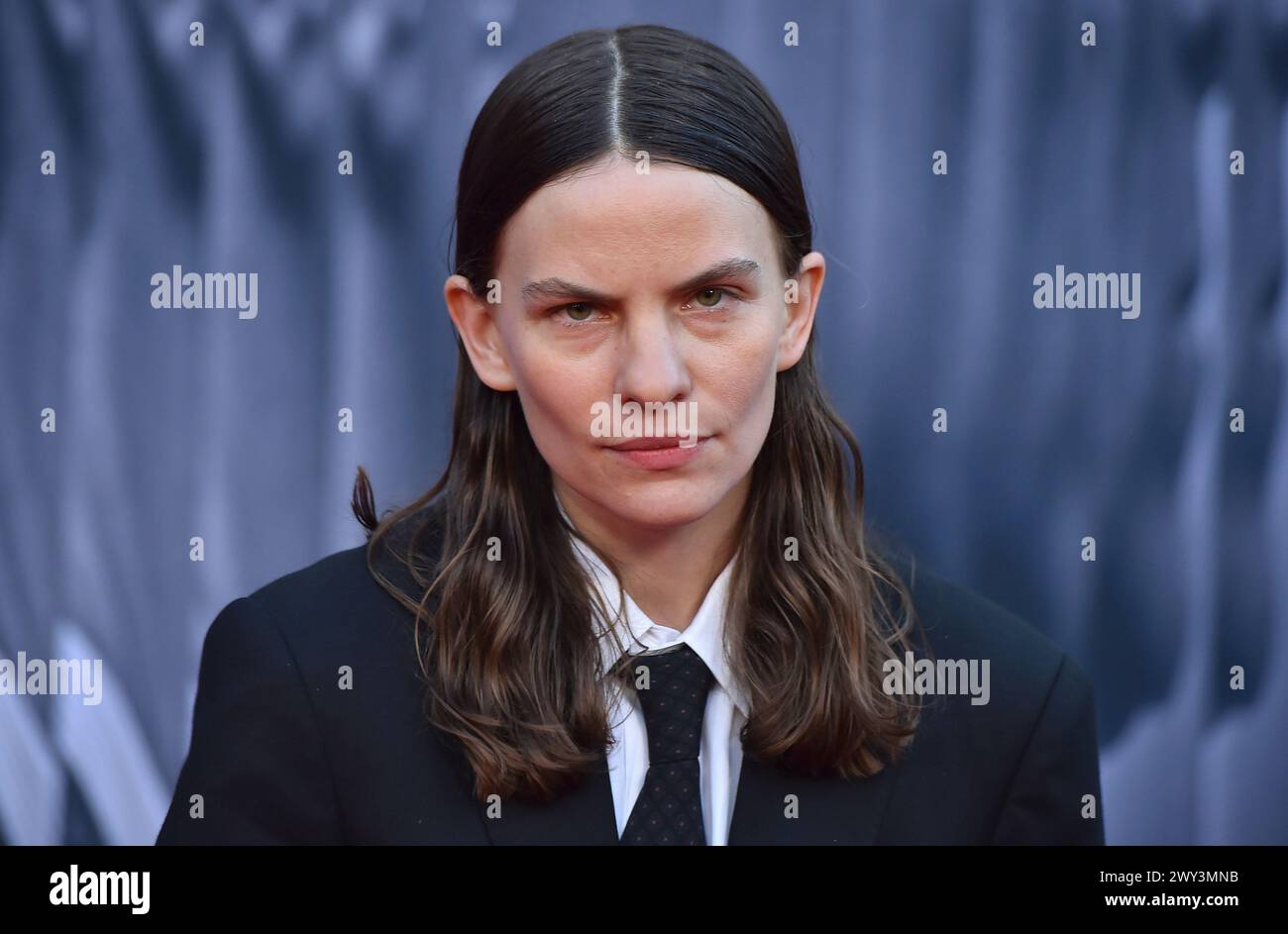 Eliot Sumner arrives at the premiere of the Netflix series "Ripley ...