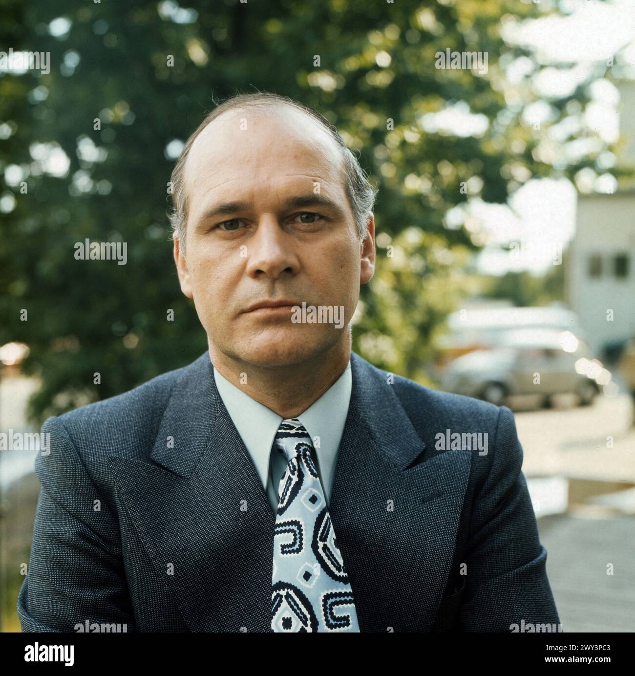 Kleine Bank mit schlechten Noten, Fernsehfilm, Deutschland 1975, Regie ...