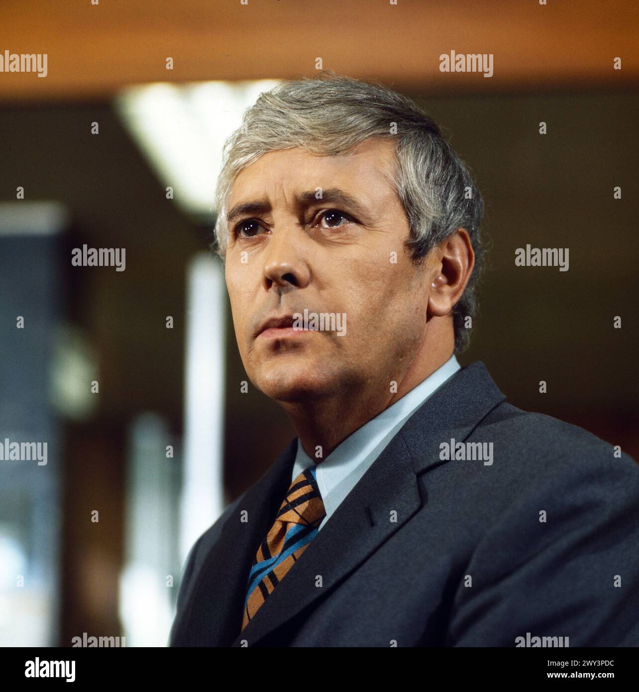 Kleine Bank mit schlechten Noten, Fernsehfilm, Deutschland 1975, Regie: Eberhard Pieper ...