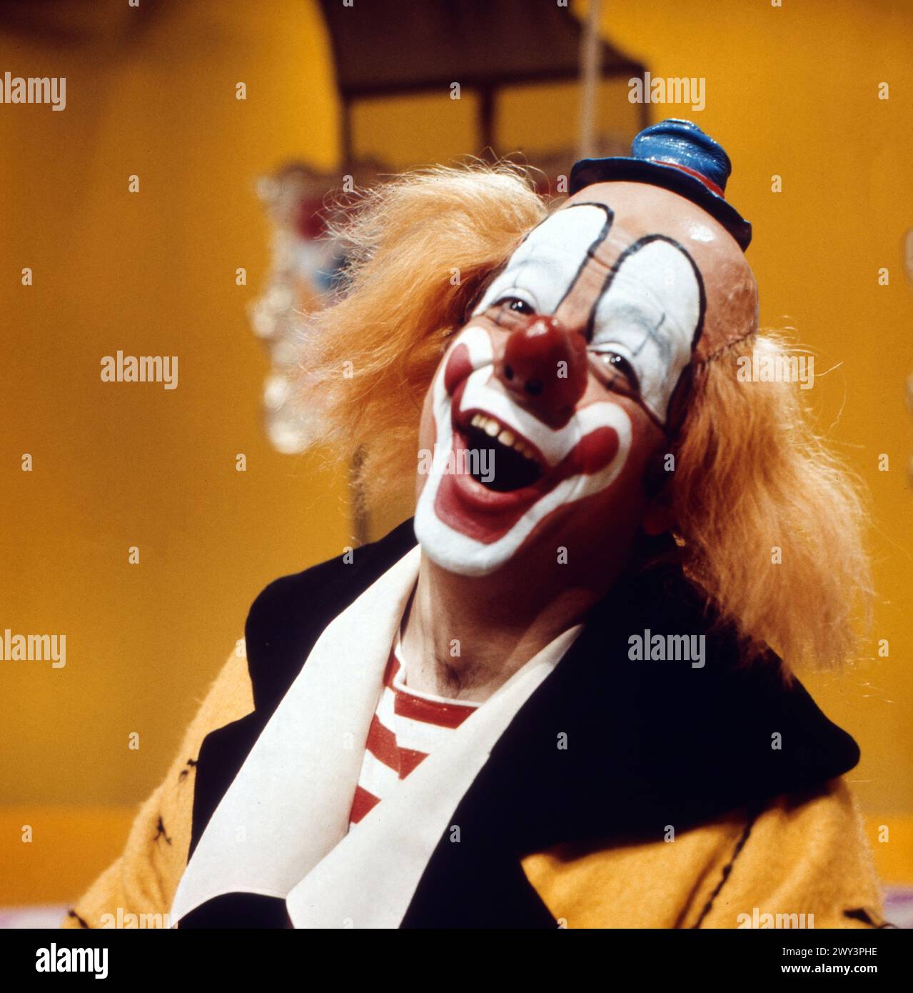 Sensationen unter der Zirkuskuppel, Zirkusshow, Deutschland 1975 ...