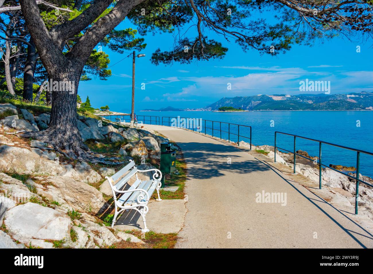 Seaside promenade at Croatian town Cavtat Stock Photo - Alamy