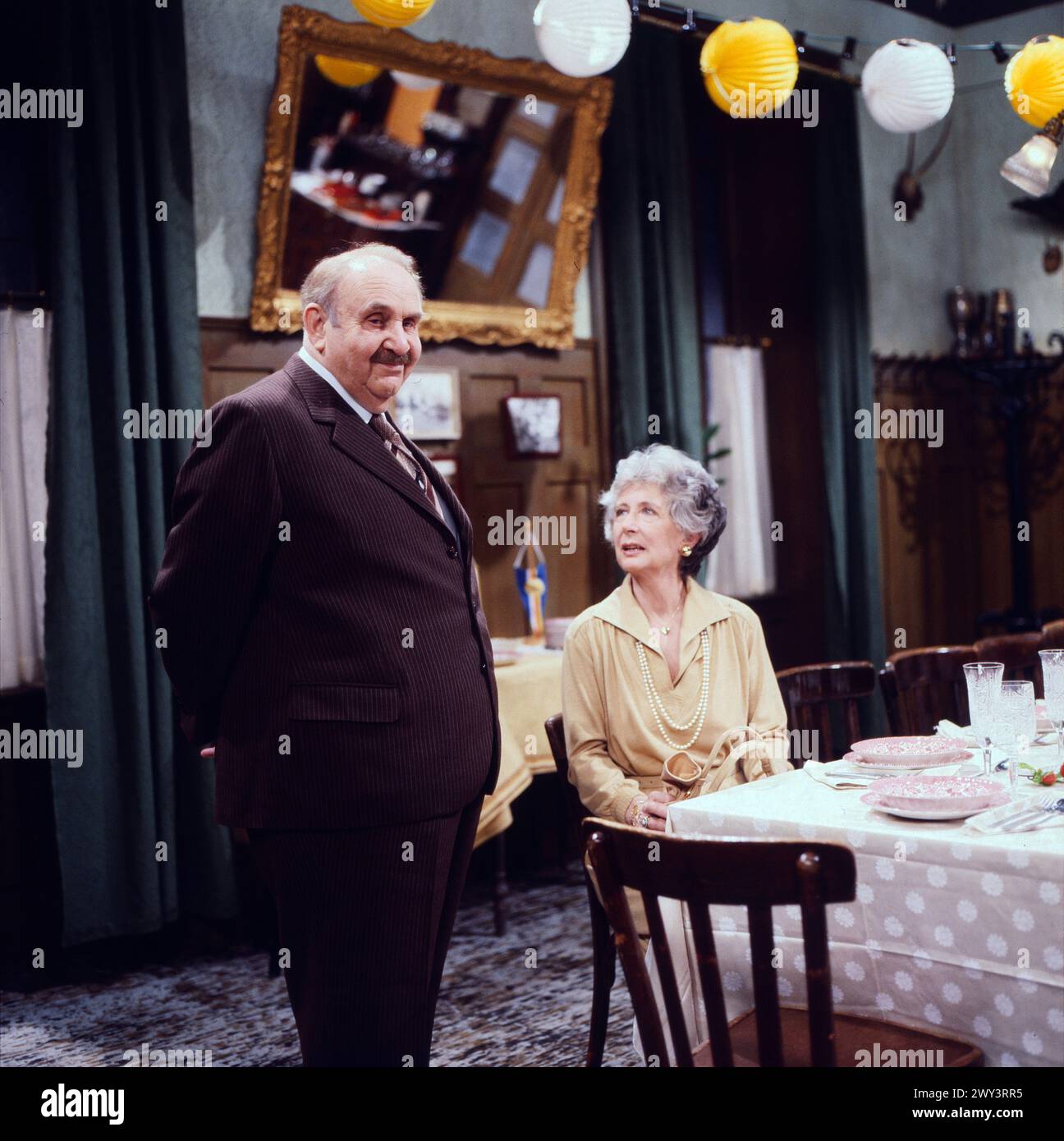 Special zum 80. Geburtstag von Fritz Eckhardt: Hallo – Hotel Sacher ...