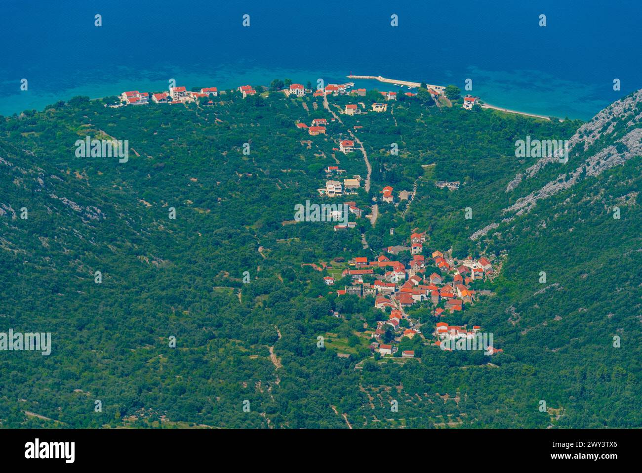 Aerial view of Croatian town Duba Peljeska Stock Photo - Alamy