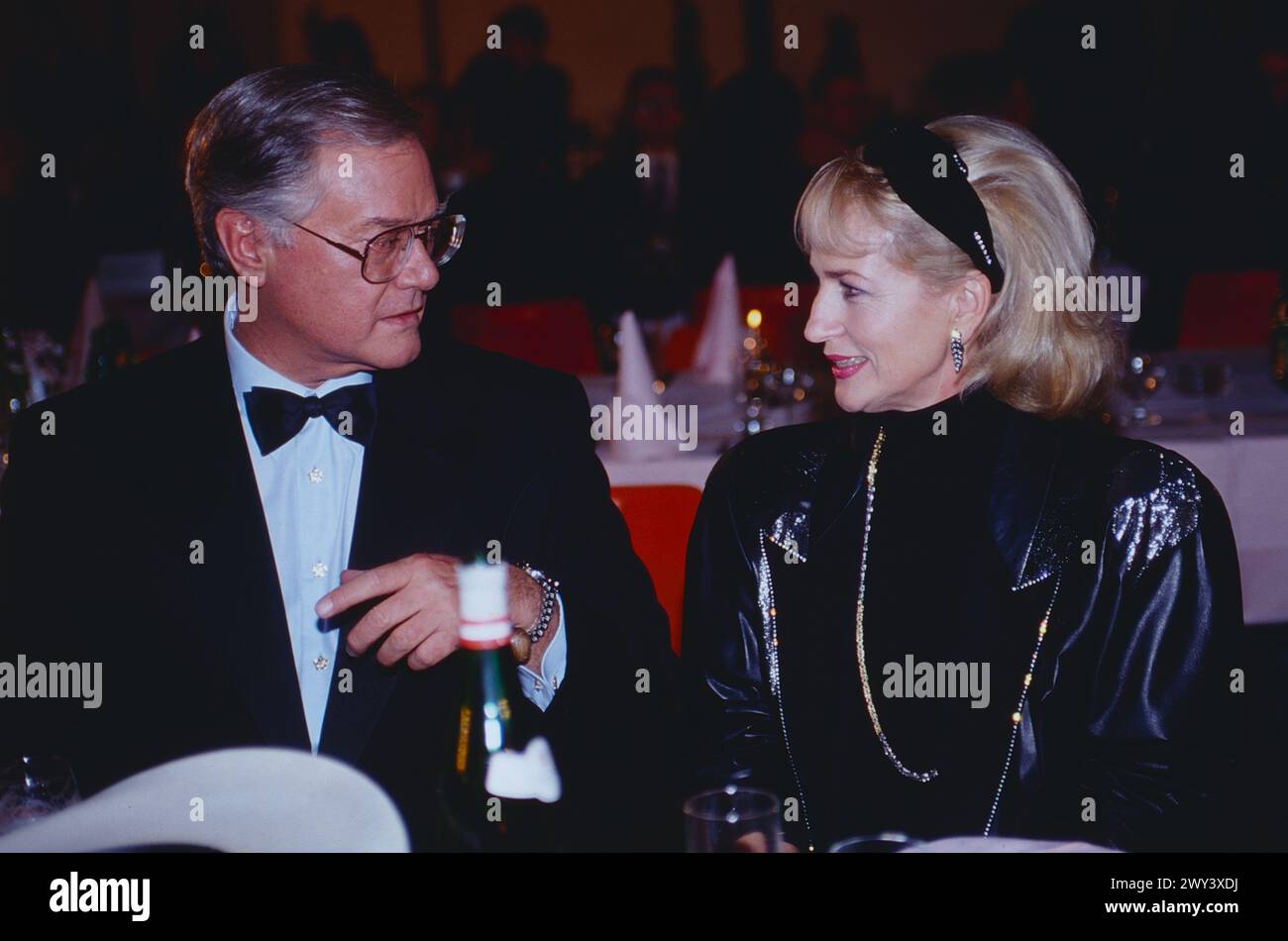 Peter Alexander Show, ZDF, 1991, Stargast: Schauspieler Larry Hagman ...