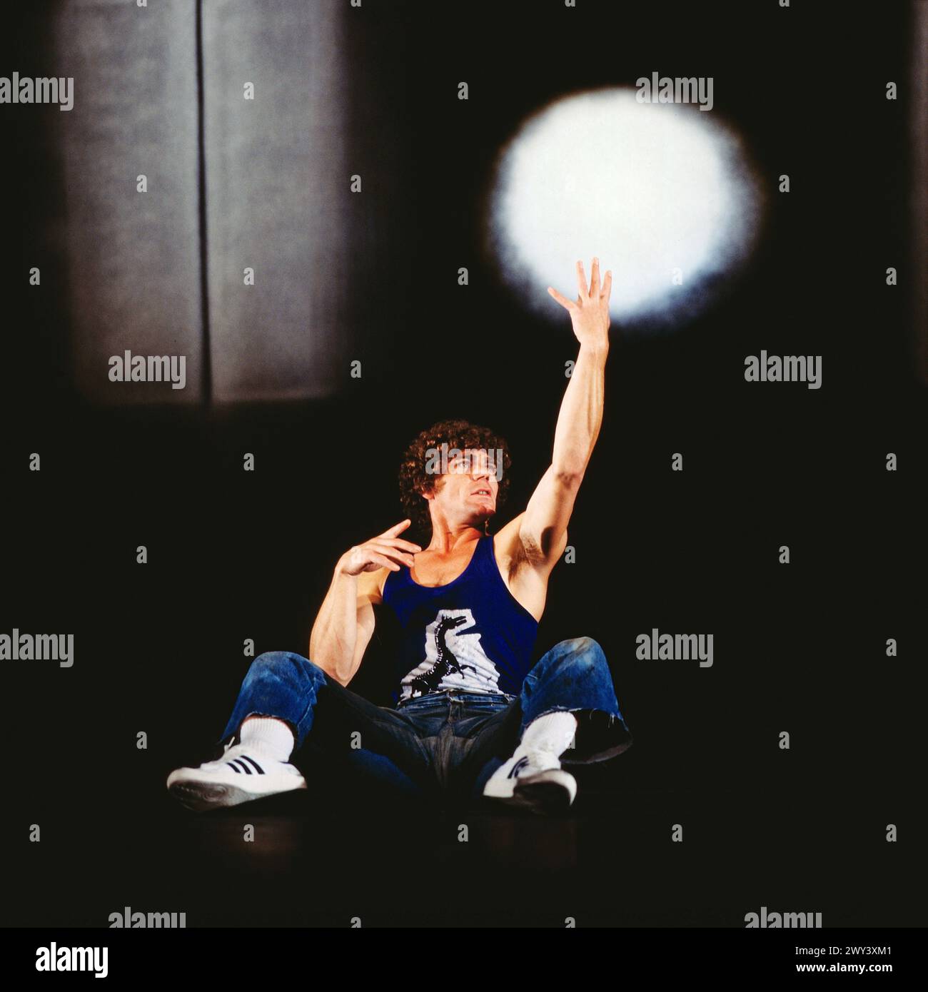 Tanzexperiment hi-res stock photography and images - Alamy