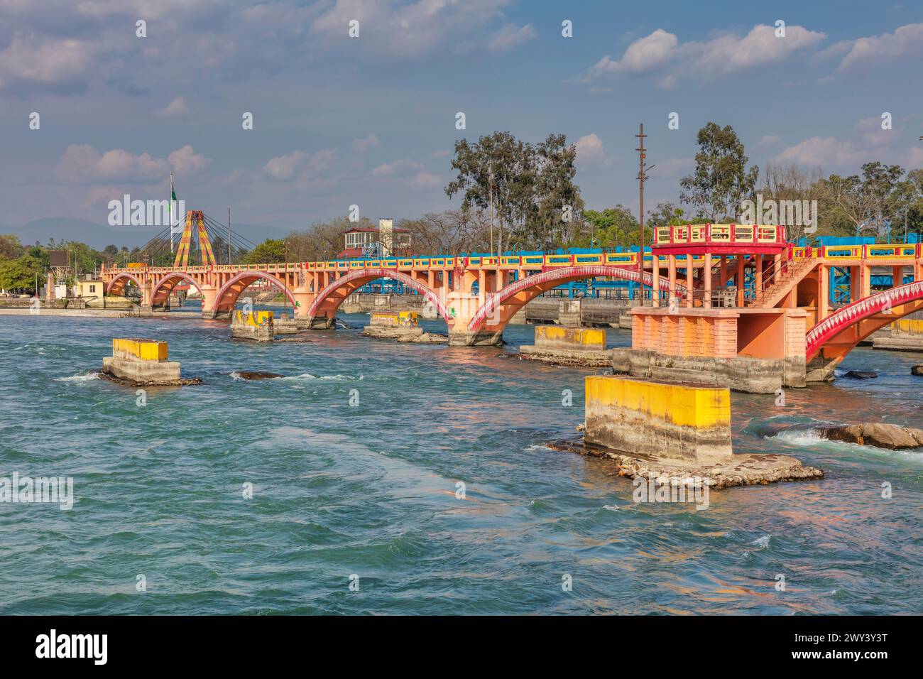 Haridwar bridge hi-res stock photography and images - Alamy