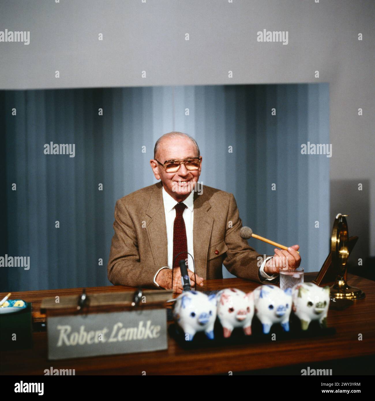 Was bin ich?, ARD Quizsendung, heiteres Berufe raten, Bild: Moderator ...