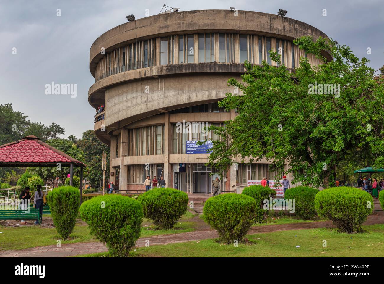 Punjab University Chandigarh Logo