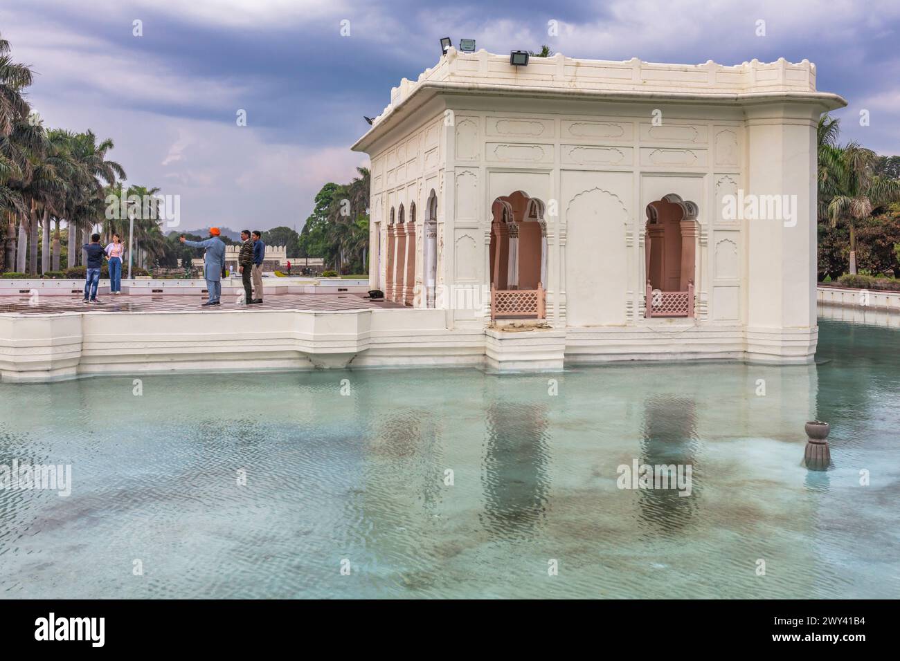 Jal Mahal, Yadavindra Gardens, Pinjore Gardens, Haryana, India Stock ...