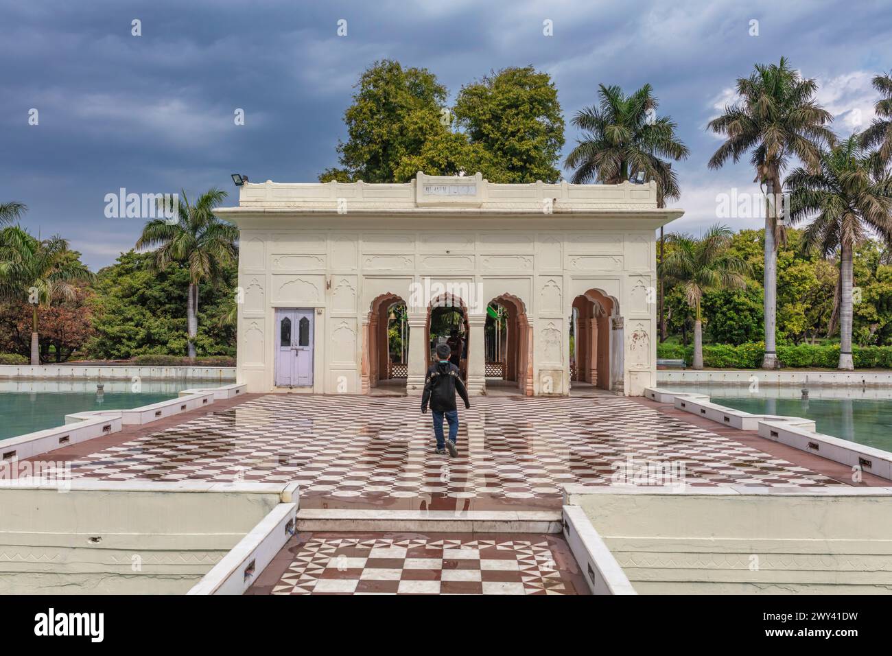 Jal Mahal, Yadavindra Gardens, Pinjore Gardens, Haryana, India Stock ...