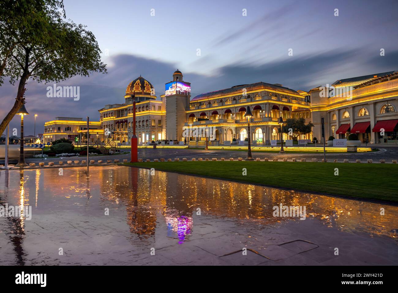 Architecture of Katara Cultural Village Galeries Lafayette Katara Mall ...