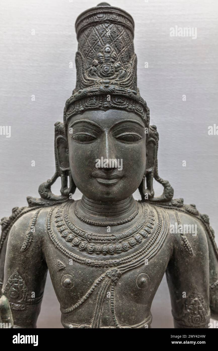 Vishnu, 12th century, Tamil Nadu, Himachal State Museum, Shimla ...