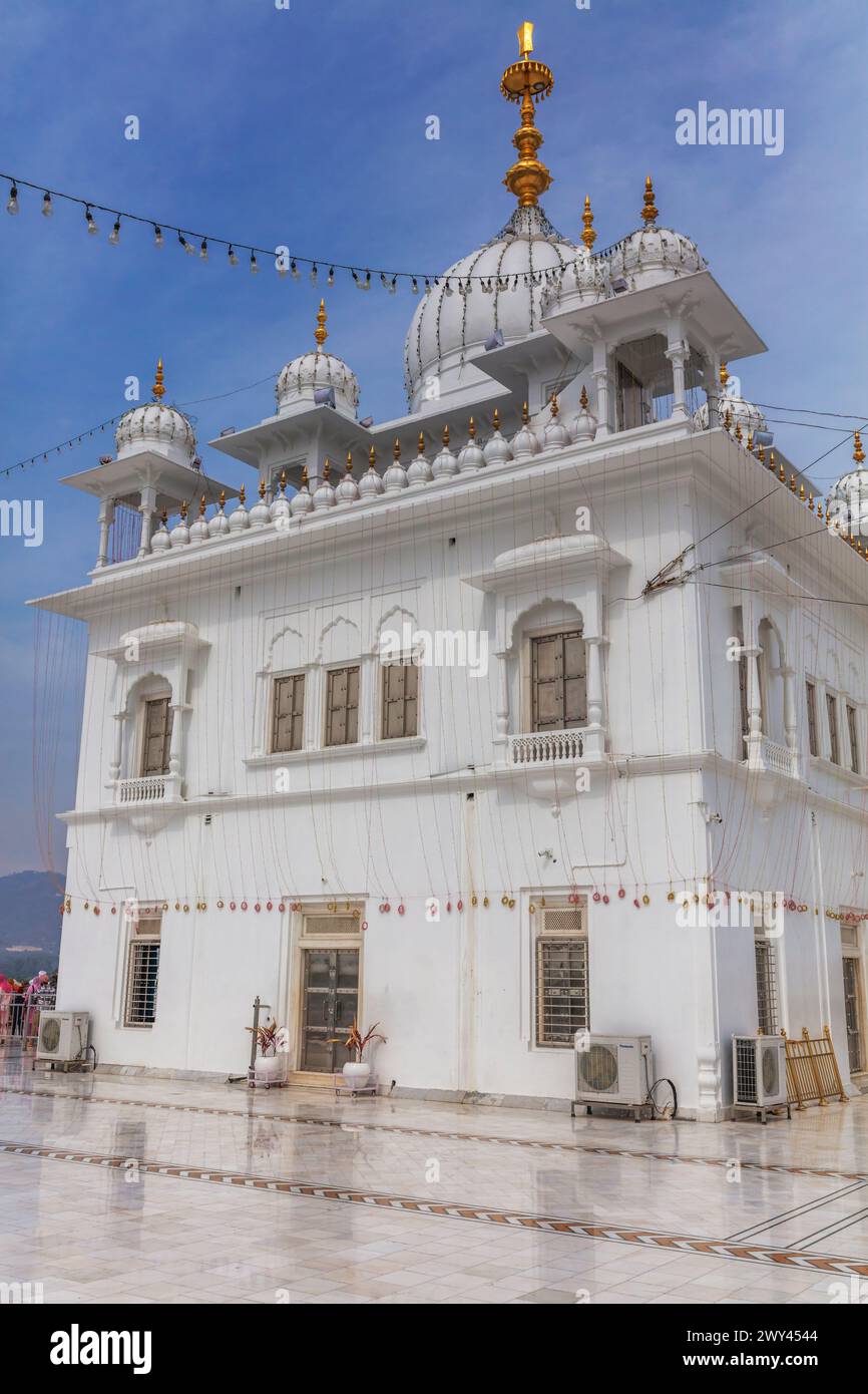 Gurudwara Takht Sri Kesgarh Sahib, Anandpur Sahib, Punjab, India Stock Photo - Alamy