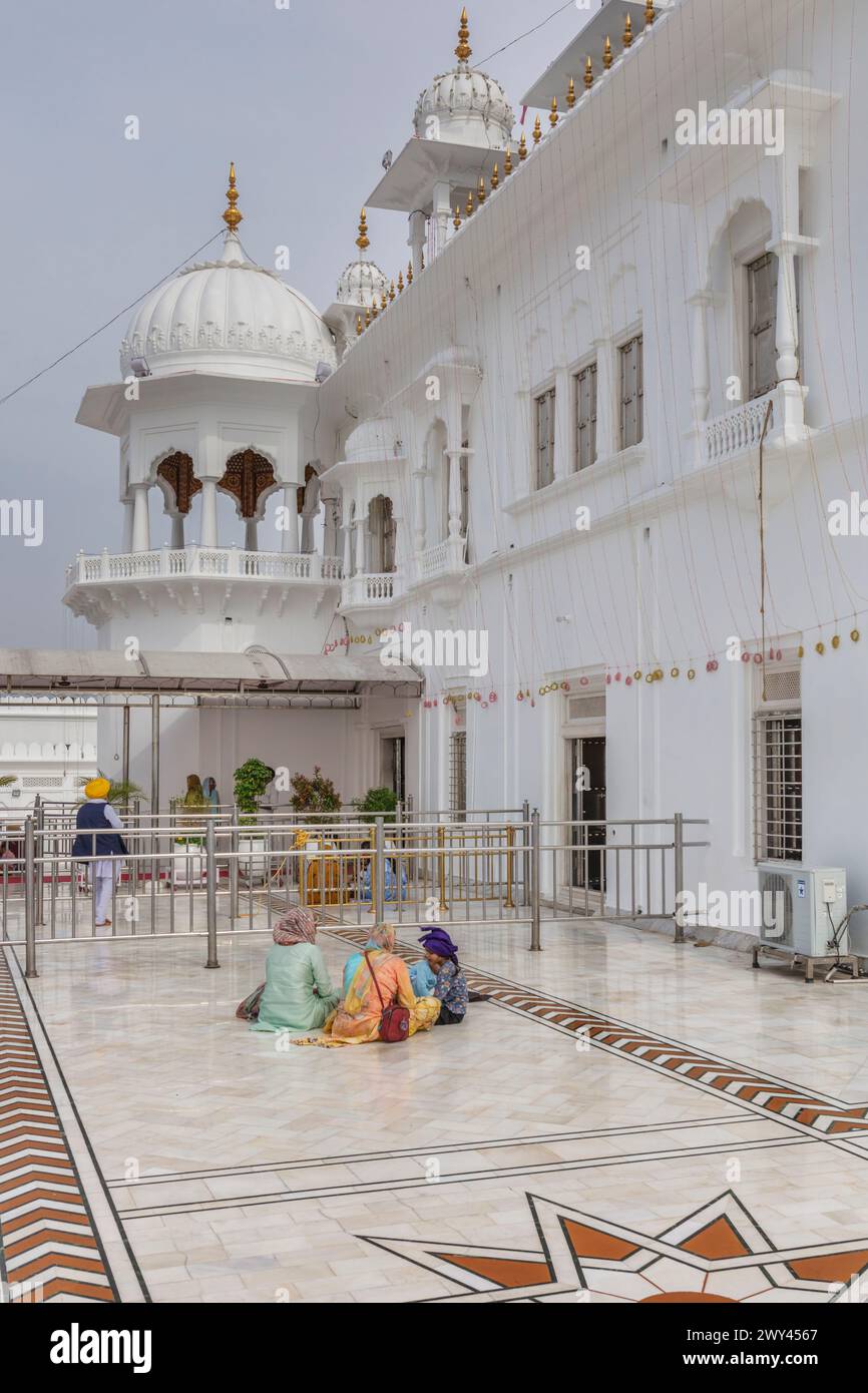 Gurudwara Takht Sri Kesgarh Sahib, Anandpur Sahib, Punjab, India Stock Photo - Alamy