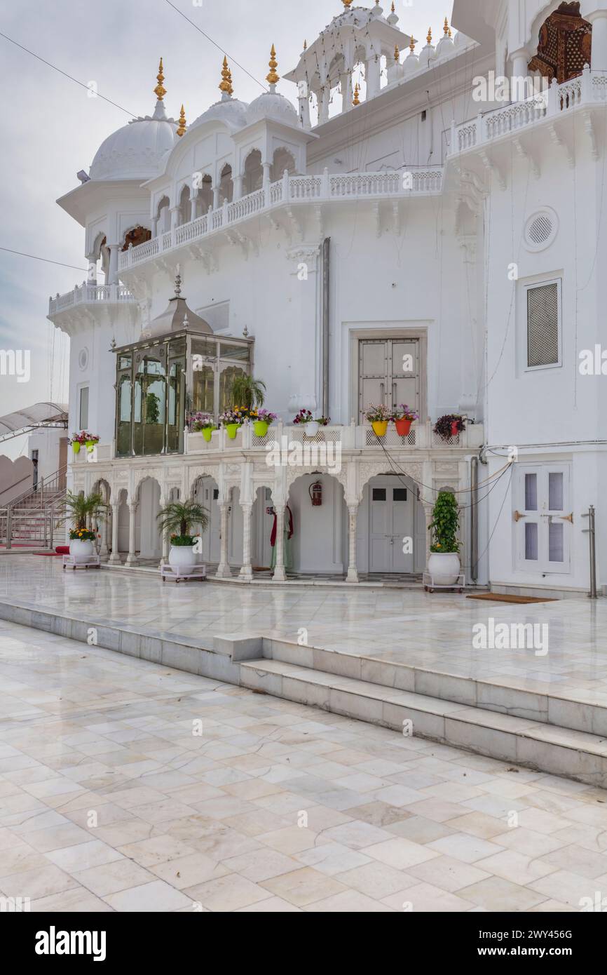 Gurudwara Takht Sri Kesgarh Sahib, Anandpur Sahib, Punjab, India Stock Photo - Alamy