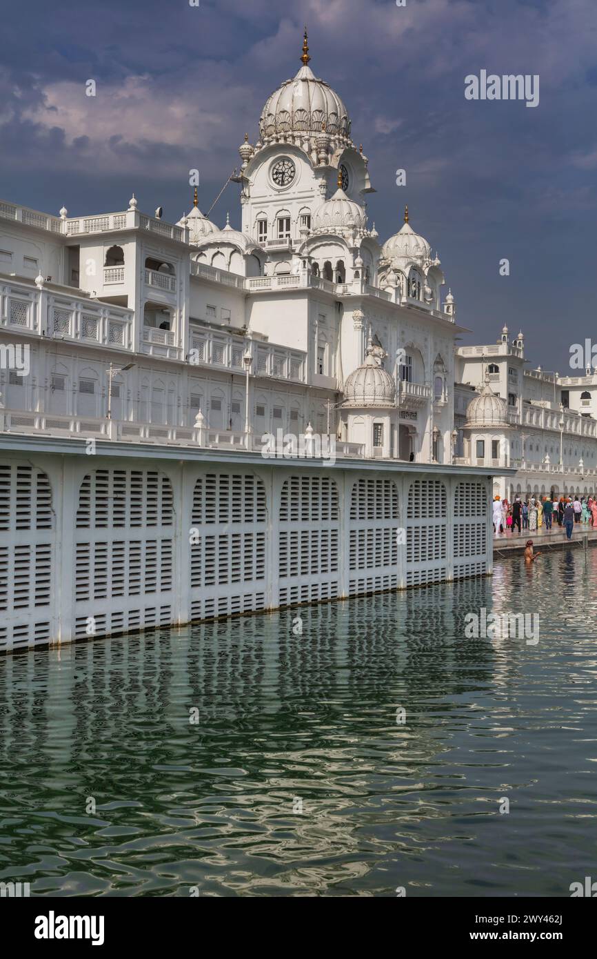 Sikh temple gate hi-res stock photography and images - Alamy