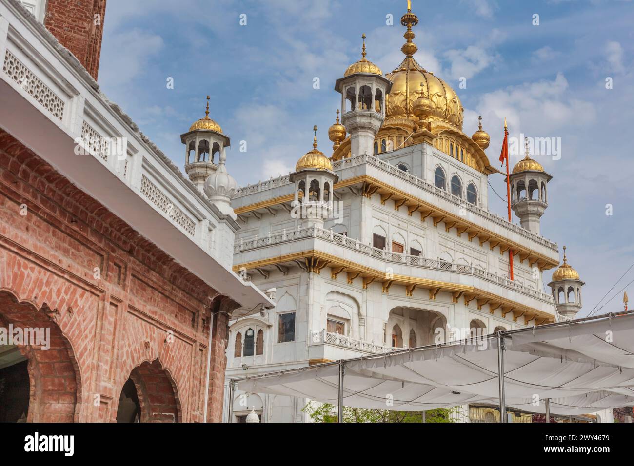Akal takht hi-res stock photography and images - Alamy