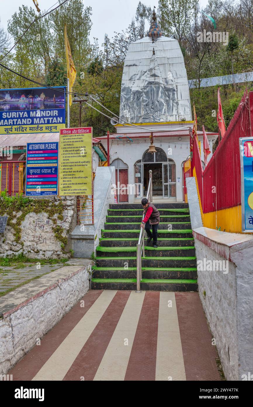 Mattan Temple, Pahalgam, Kashmir, India Stock Photo - Alamy
