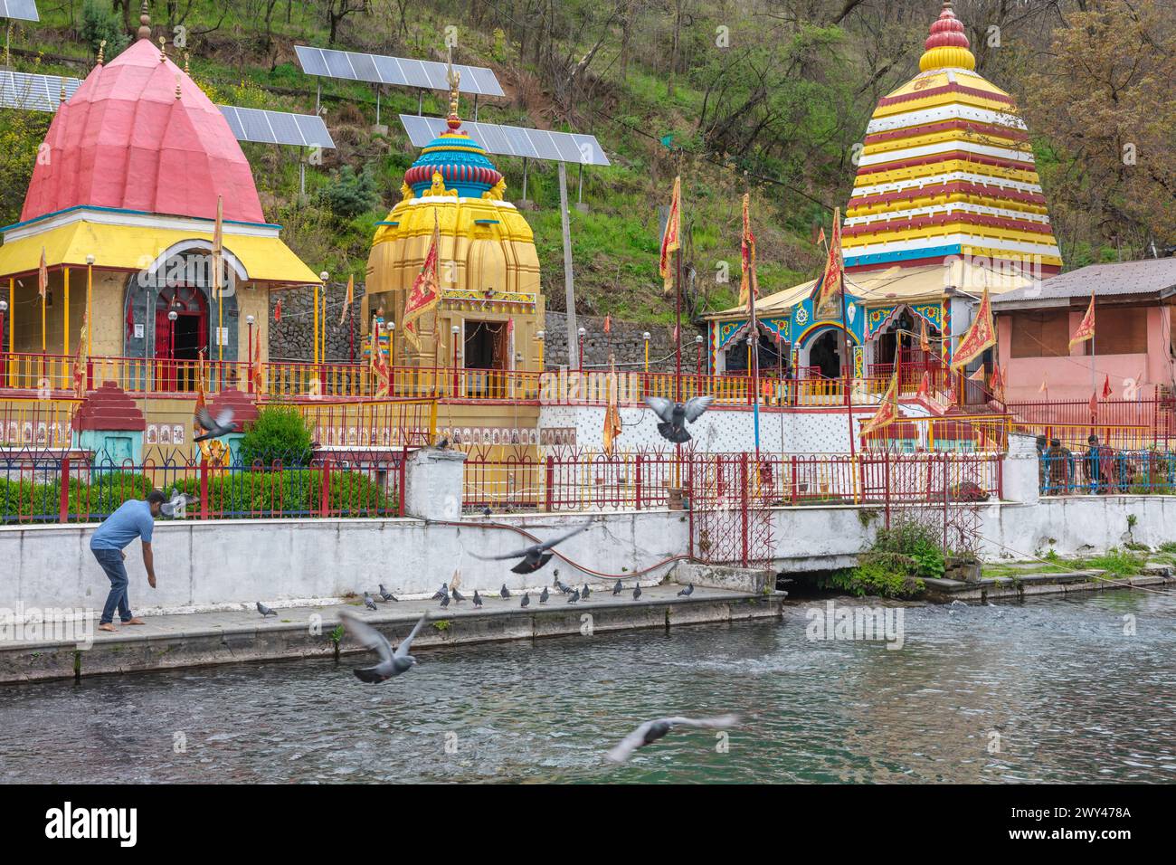 Mattan Temple, Pahalgam, Kashmir, India Stock Photo - Alamy