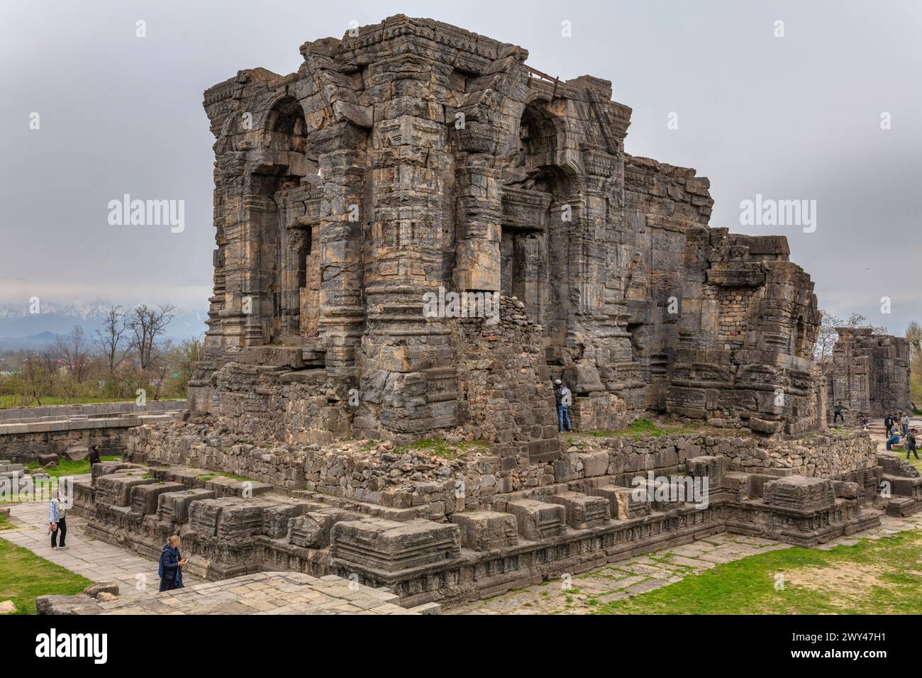 Martand Sun Temple, 8th century, Anantnag, Kashmir, India Stock Photo ...