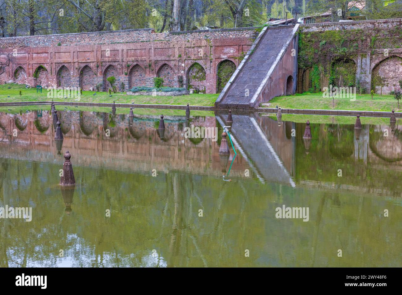 Nishat Bagh, terraced Mughal garden, 17th century, Srinagar, Kashmir ...