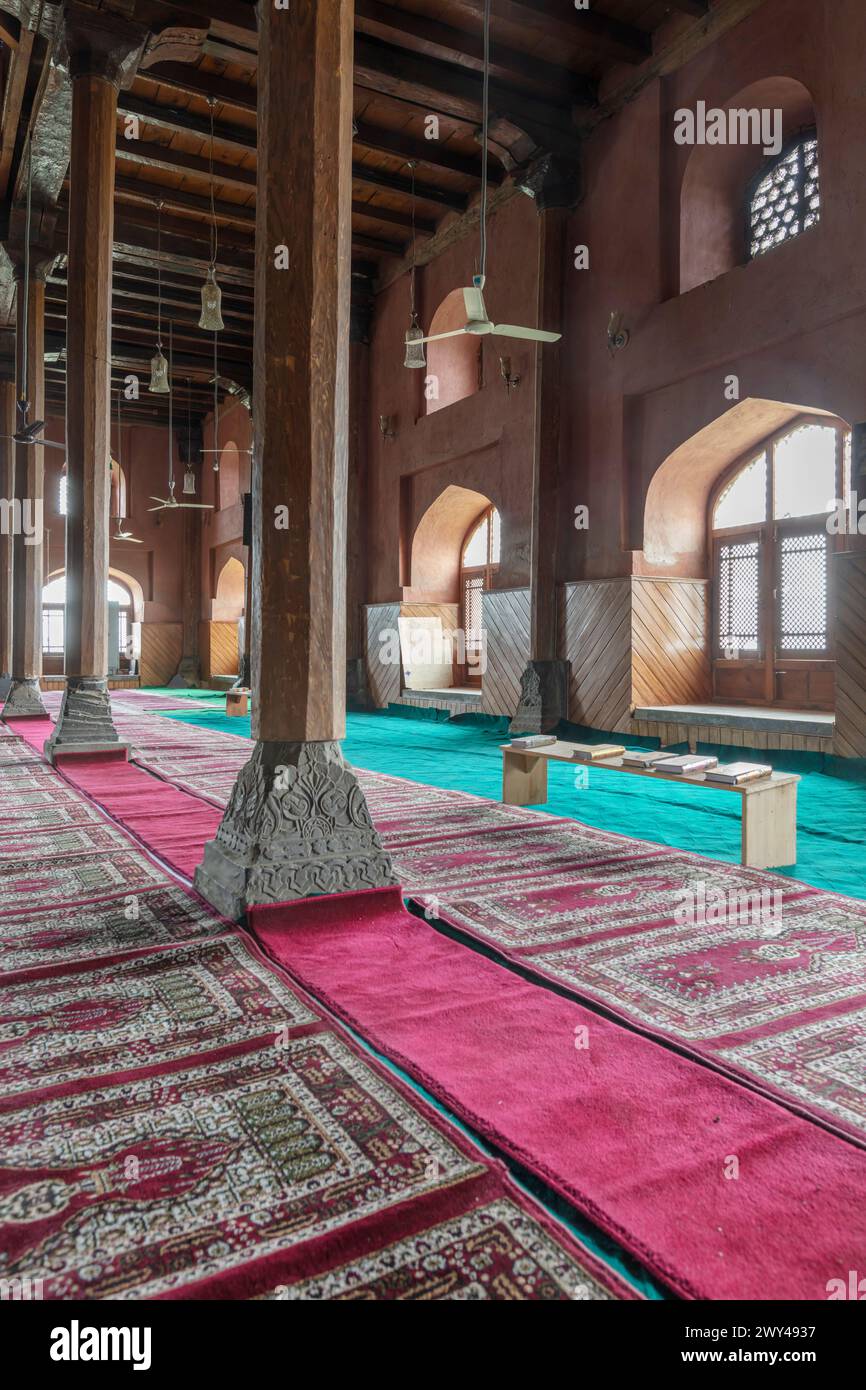 Maula aali mosque hi-res stock photography and images - Alamy