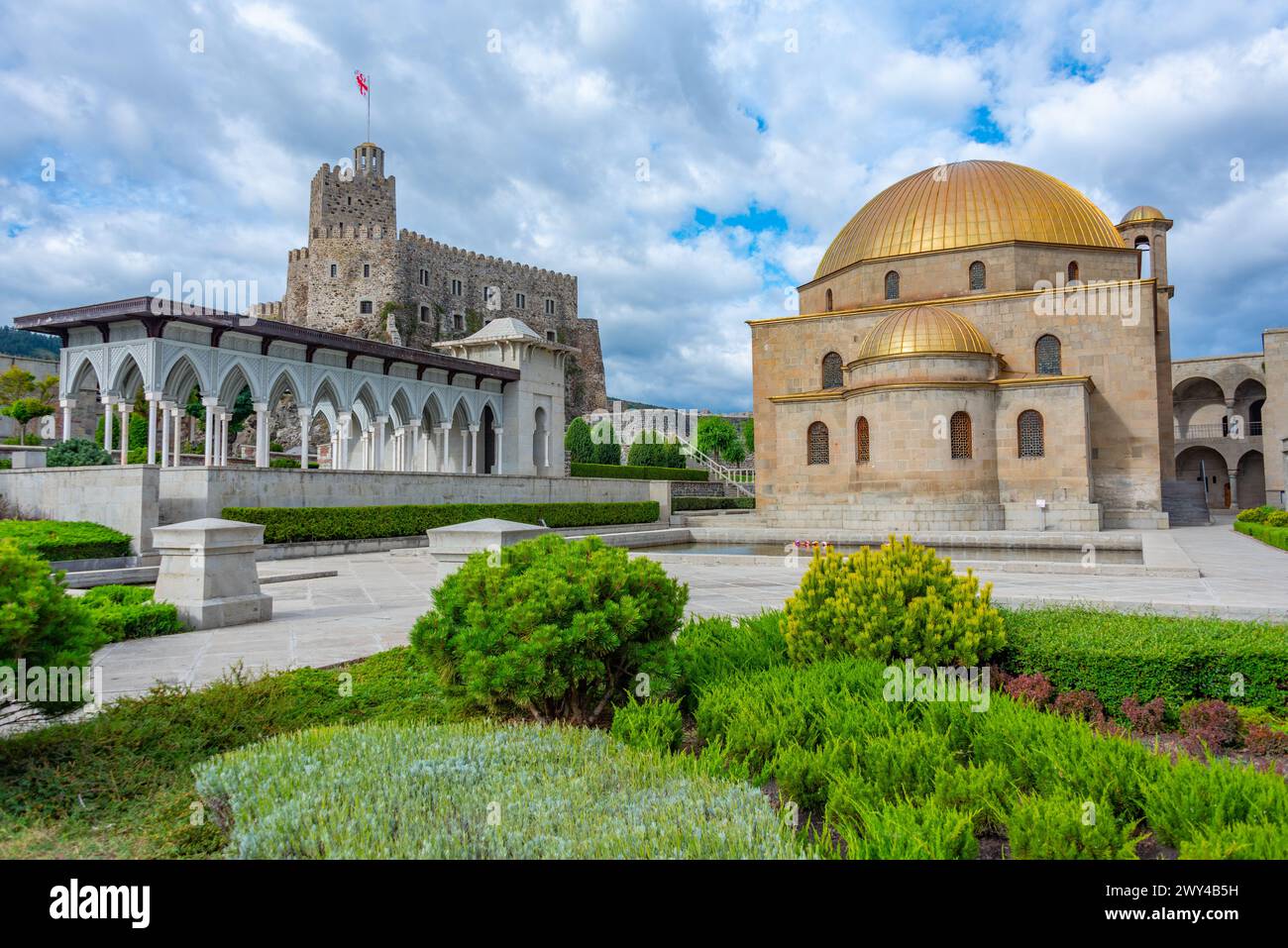 Lomsia castle and Sultan Ahmad Mosque at the Akhaltsikhe (Rabati ...