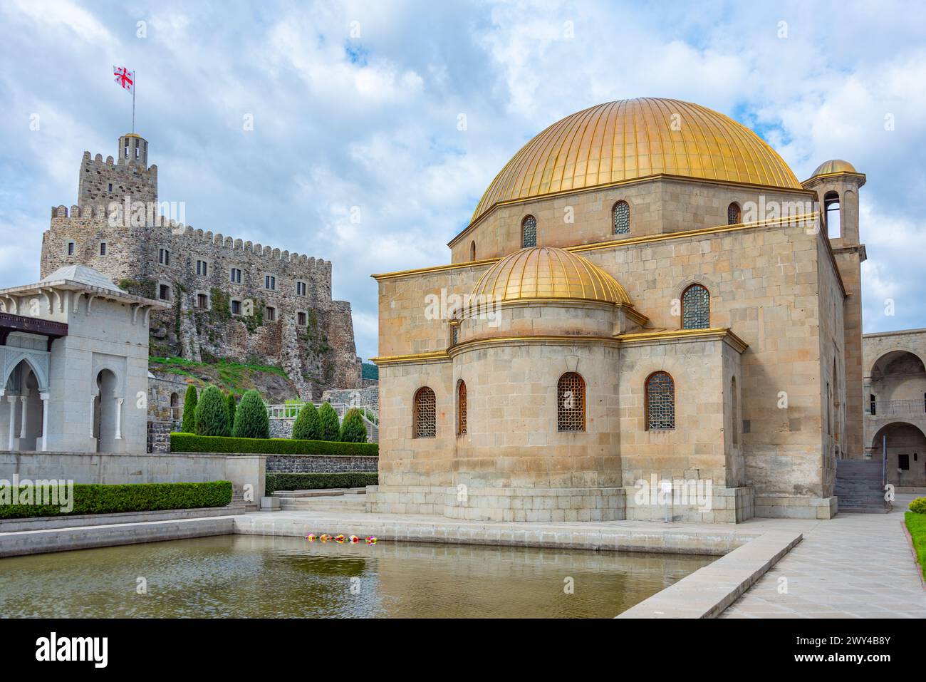 Lomsia castle and Sultan Ahmad Mosque at the Akhaltsikhe (Rabati ...