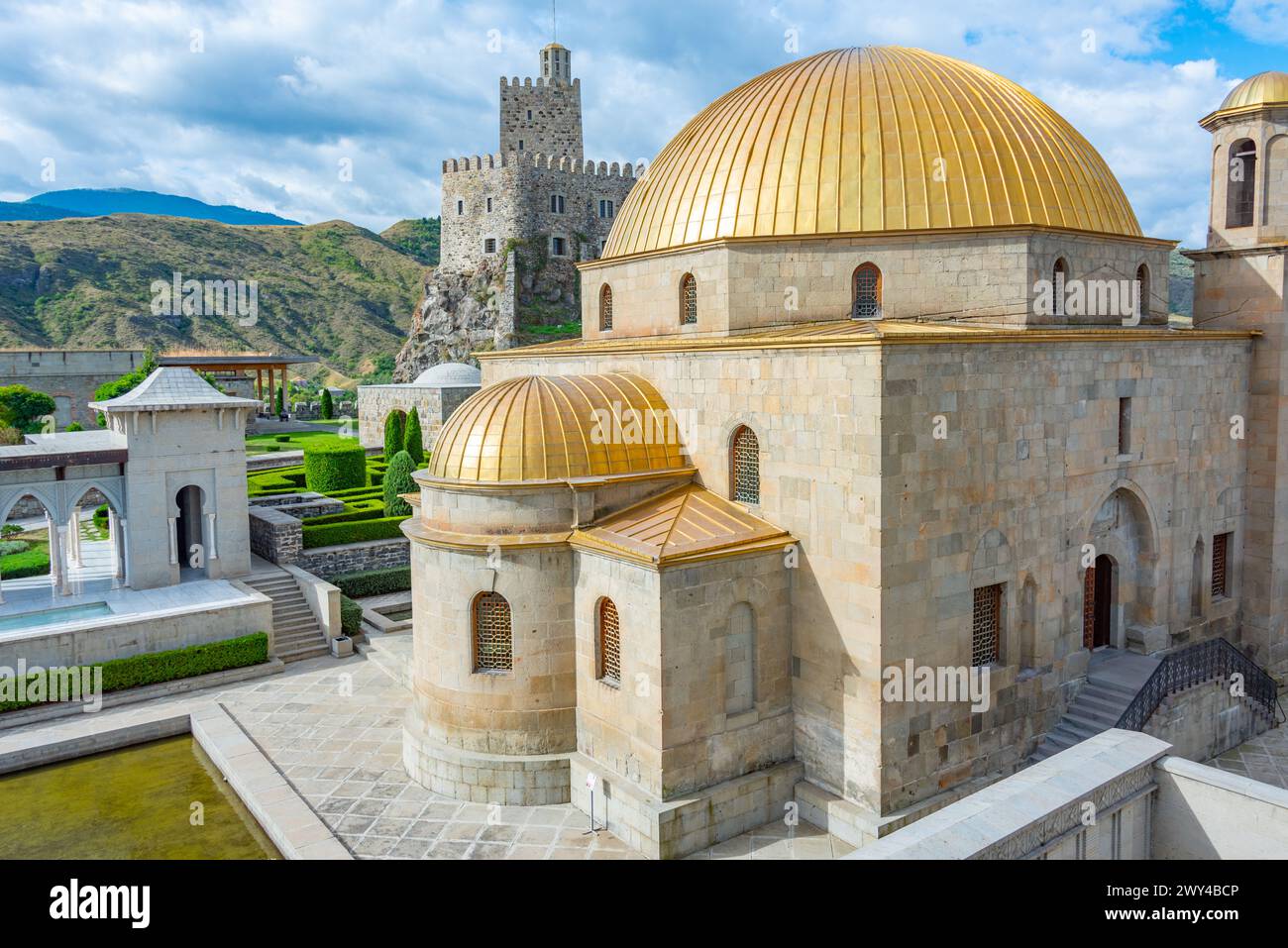 Lomsia castle and Sultan Ahmad Mosque at the Akhaltsikhe (Rabati ...