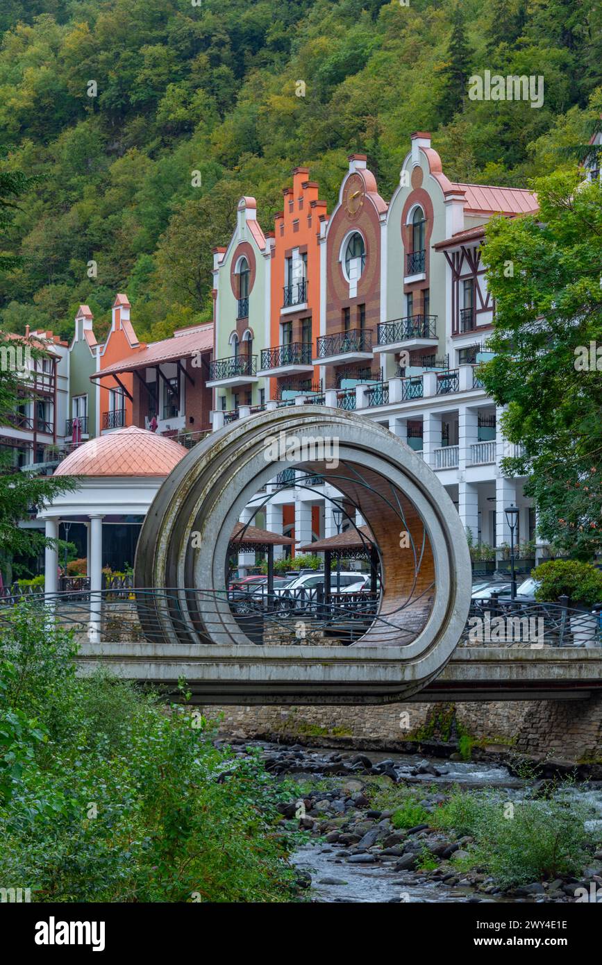 Mobius strip house hi-res stock photography and images - Alamy