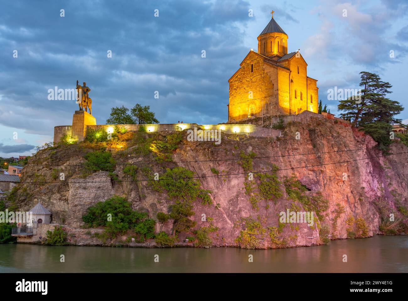 Sunset view of Metekhi Virgin Mary Assumption Church in Tbilisi ...